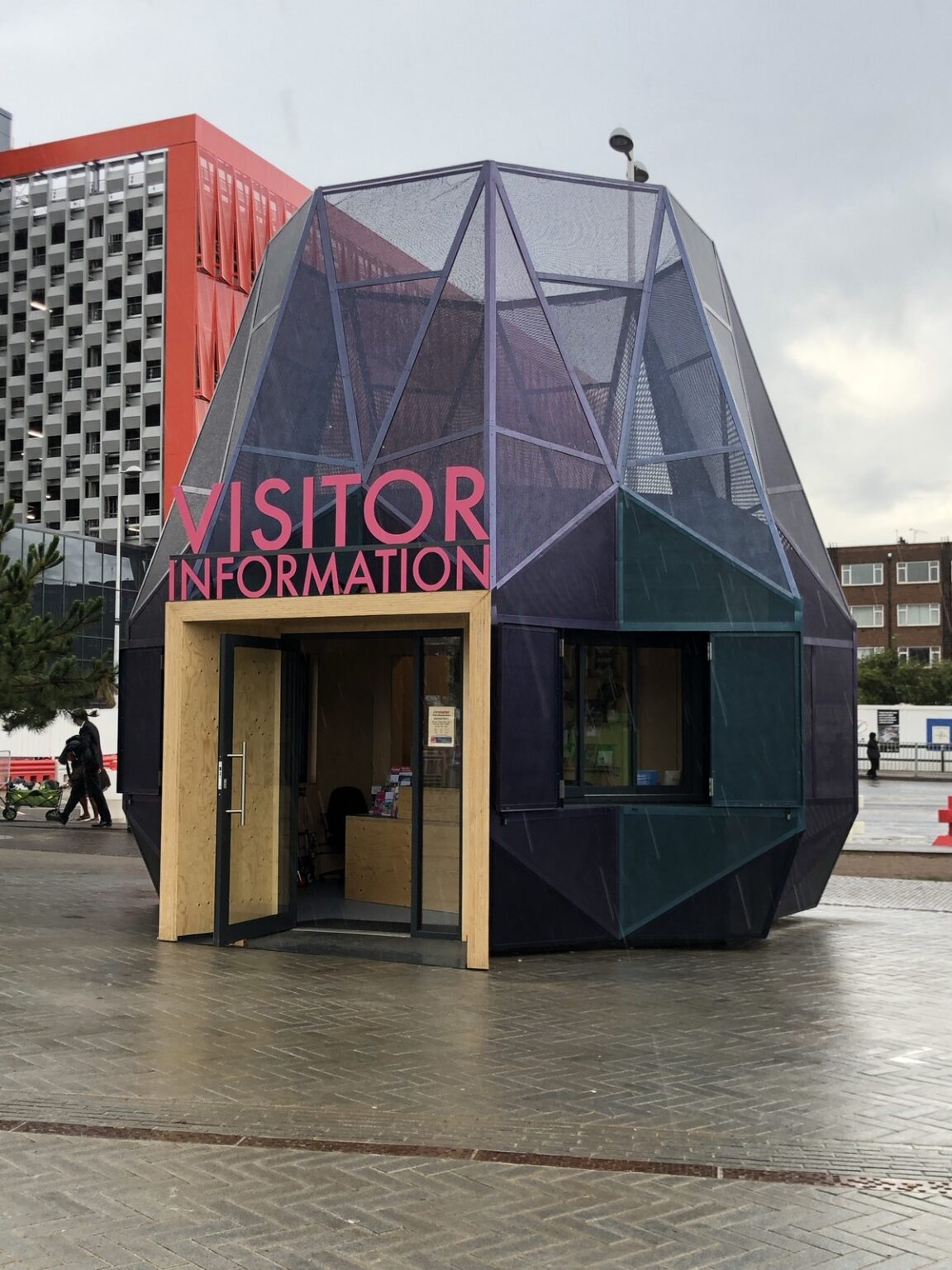 Coventry Station Tourism Pod – AMP Structures