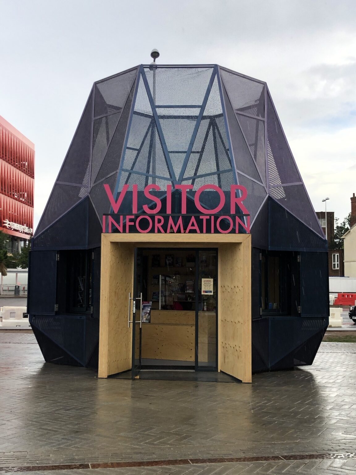 Coventry Station Tourism Pod – AMP Structures